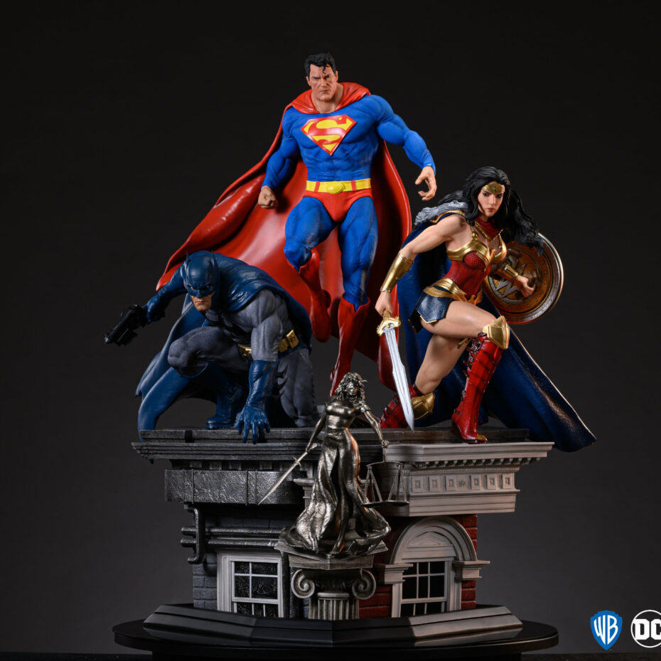 DC Trinity 1/4 Scale Premium Statue Diorama – Bedrock Collectibles