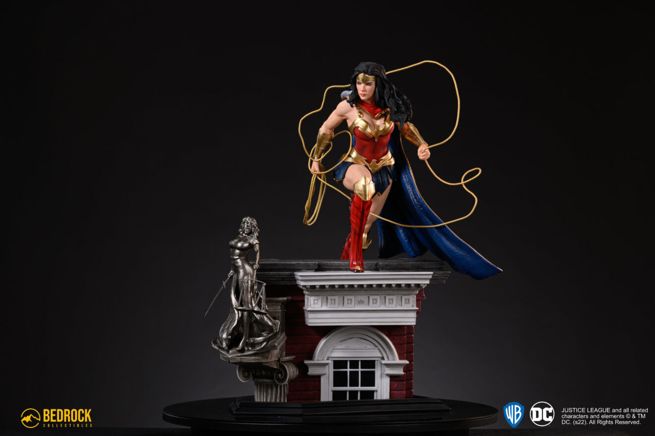 DC Trinity 1/4 Scale Premium Statue Diorama – Bedrock Collectibles