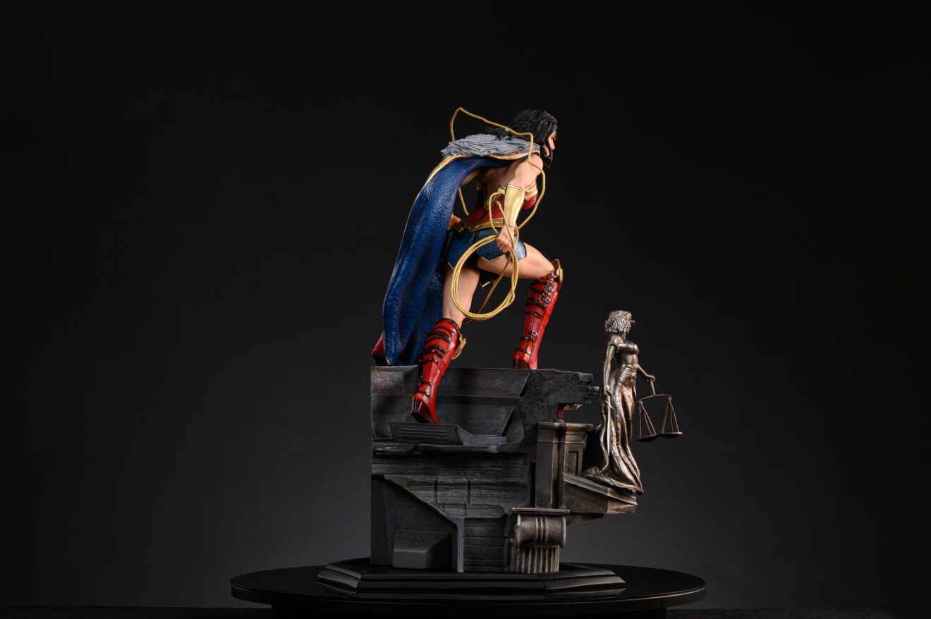 DC Trinity 1/4 Scale Premium Statue Diorama – Bedrock Collectibles