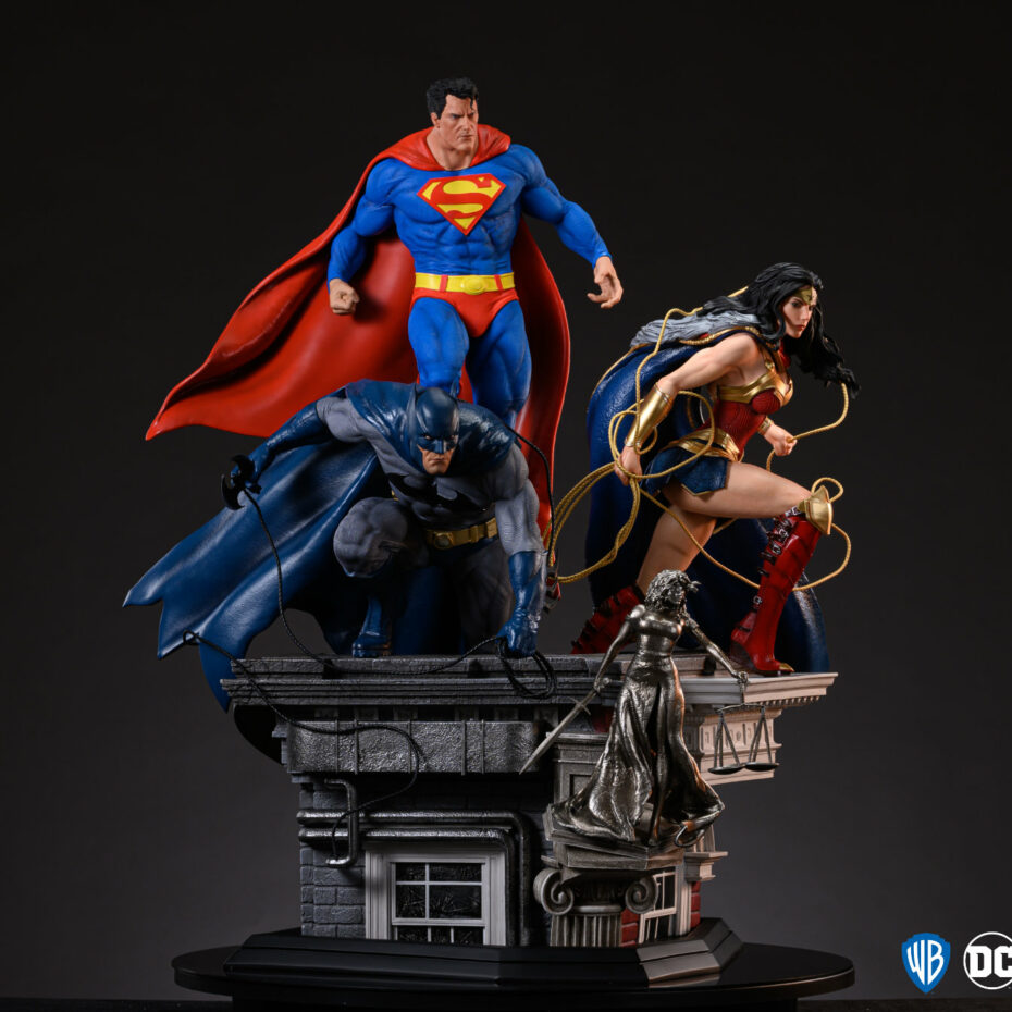 DC Trinity 1/4 Scale Premium Statue Diorama – Bedrock Collectibles